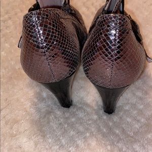 Bellini | Shoes | Bellini Shiny Heels Size 1 | Poshmark